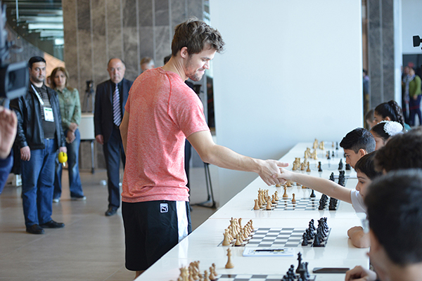 Memorial Gashimov 19 – Carlsen RestDay – Uno Scacchista